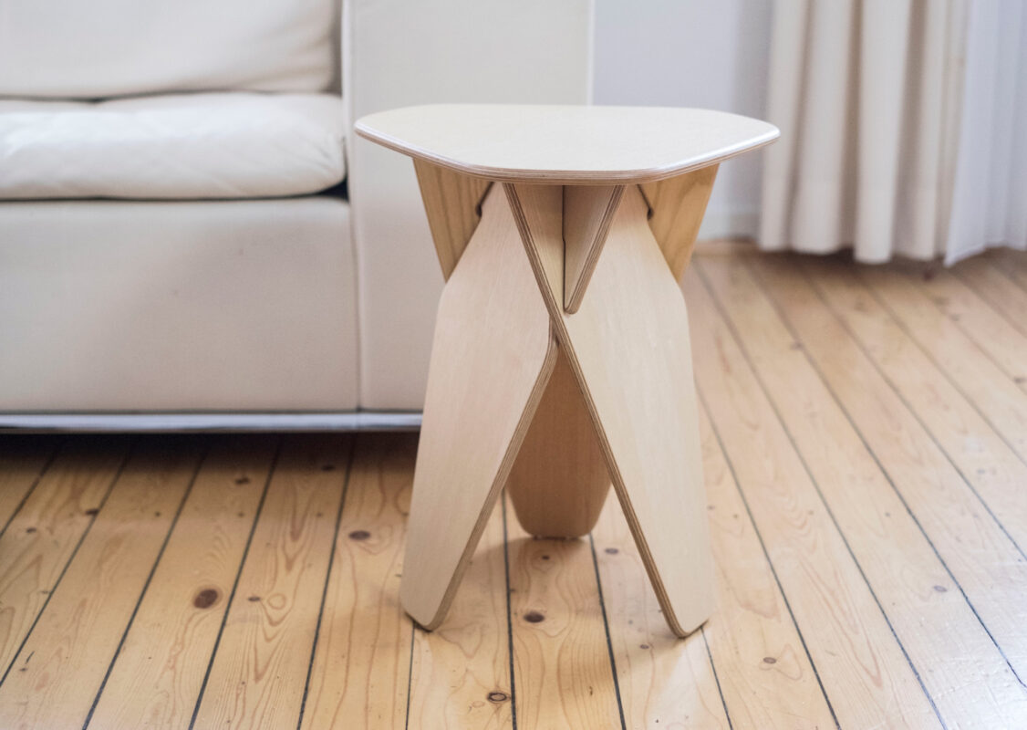 Wedge Table natural ash — caussa