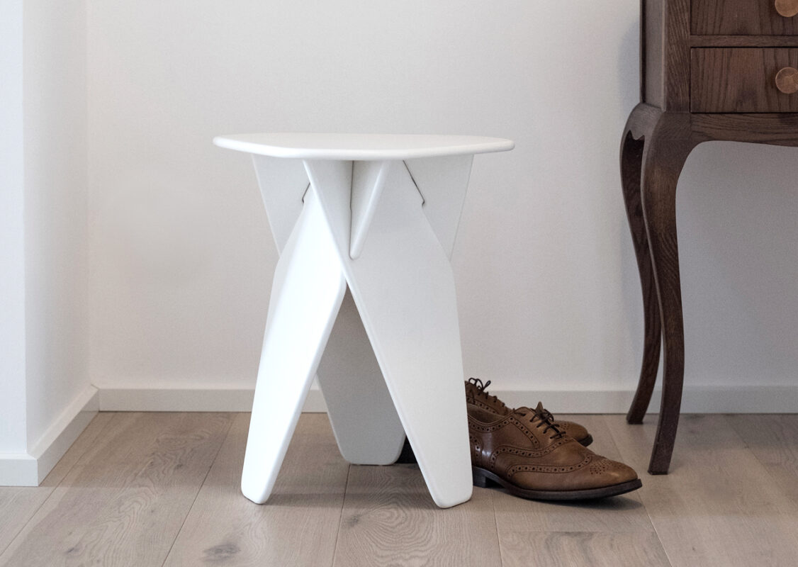 Wedge Table black — caussa